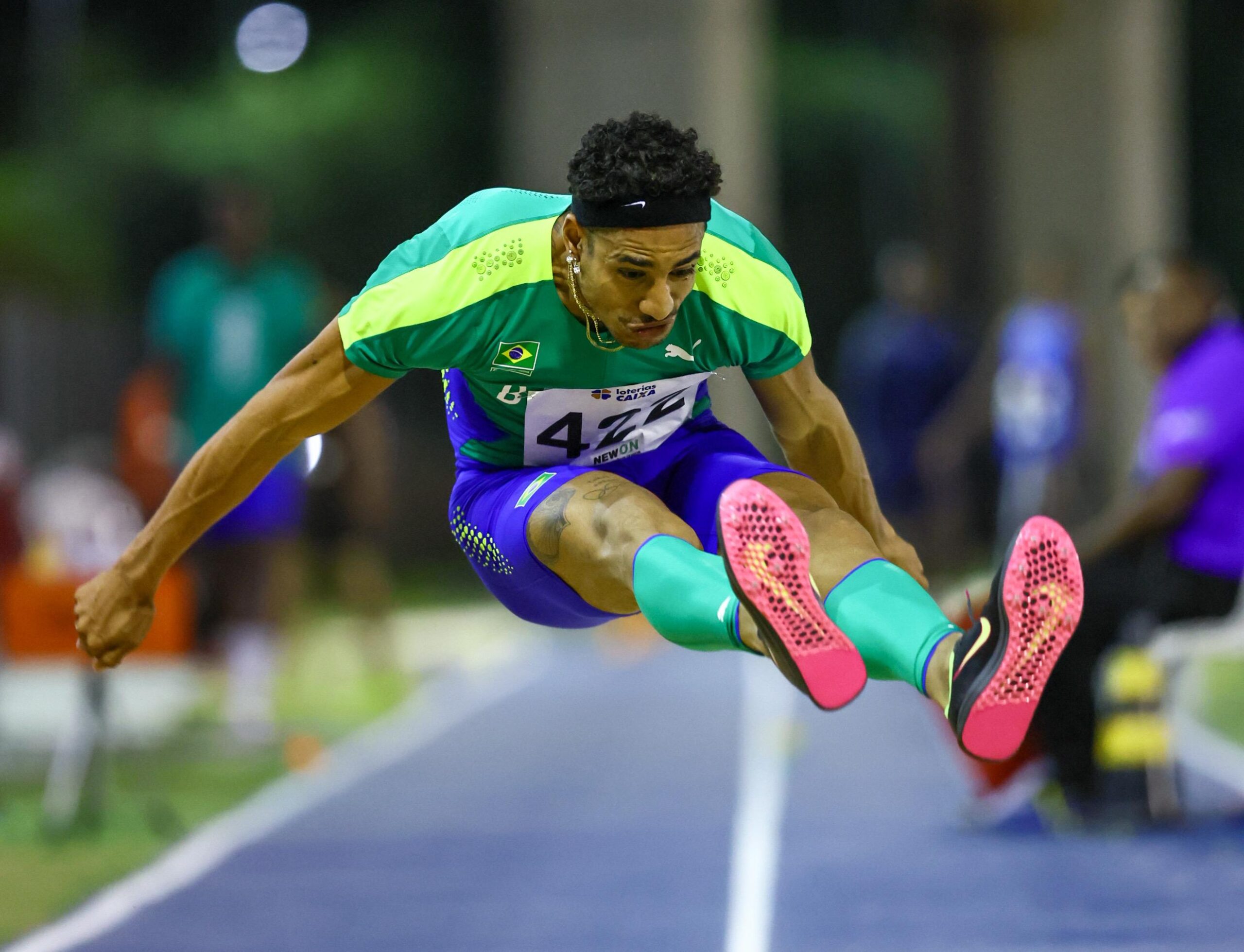 Atleta De Mt Bate Recorde No Salto Triplo E Leva Ouro No Ibero